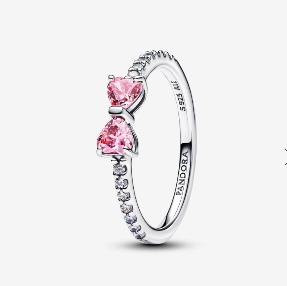 Sparkling pink bow ring | Everuts